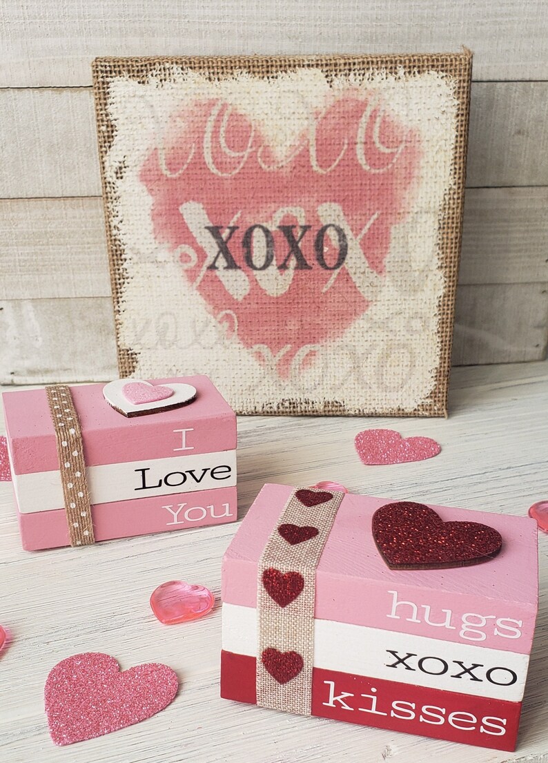 Valentine Mini Book Stacks/hugs & Kisses/ I Love You/tier Tray - Etsy