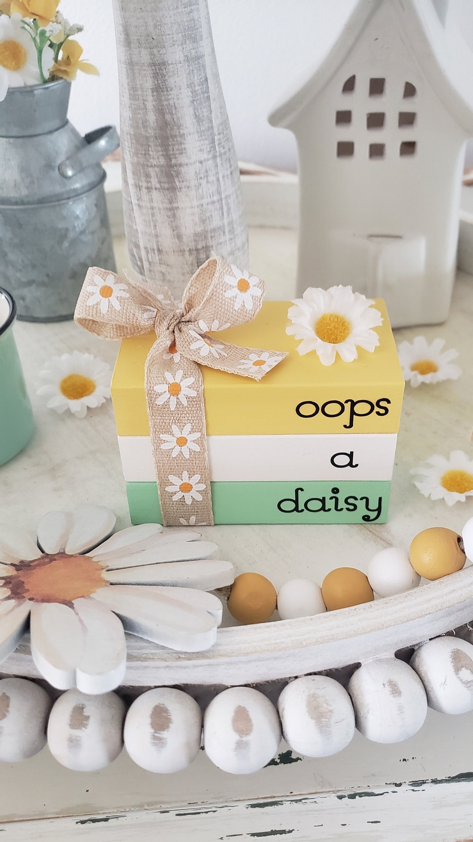 Daisy Mini Book Stack/oops A - Etsy