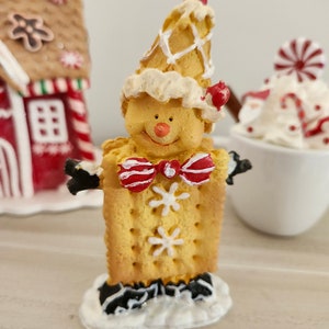 Christmas Gingerbread Man Resin Figurines/vintage/used/tiered Tray ...