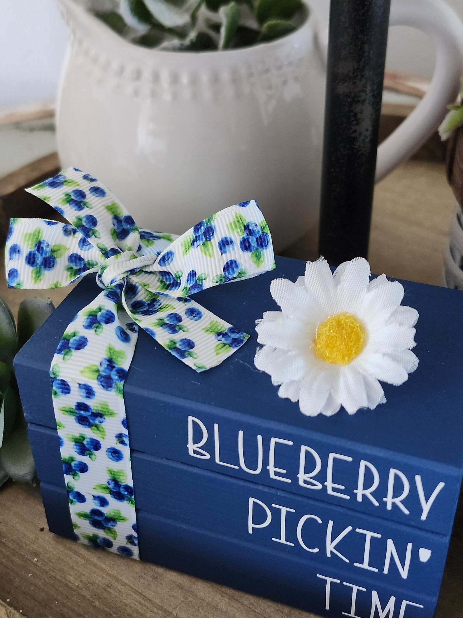 Blueberry Mini Book Stack/summer/tiered Tray Decor/daisies/farmhouse ...
