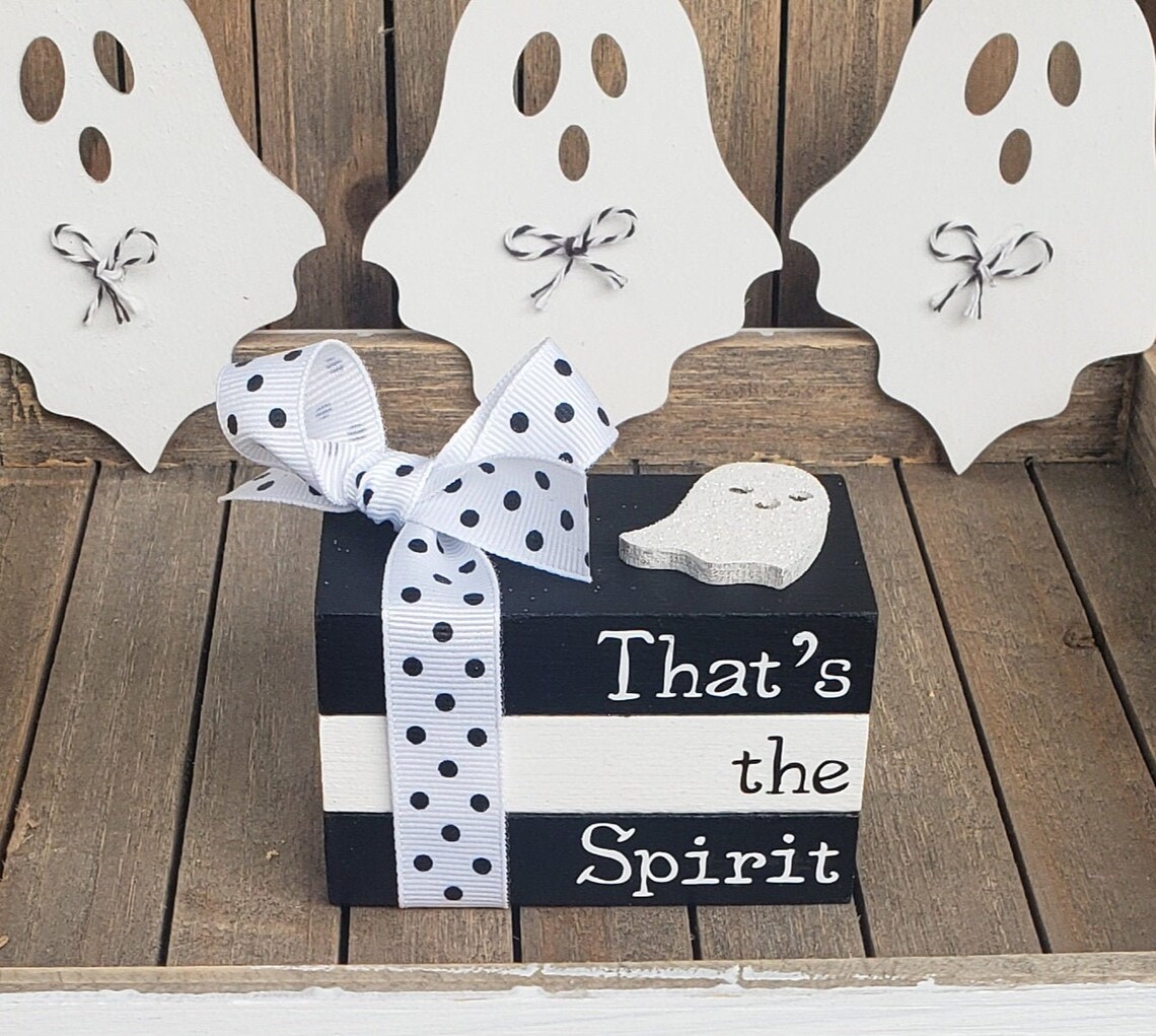 Halloween Mini Book Stack/ Ghost/fall/farmhouse/tier Tray | Etsy