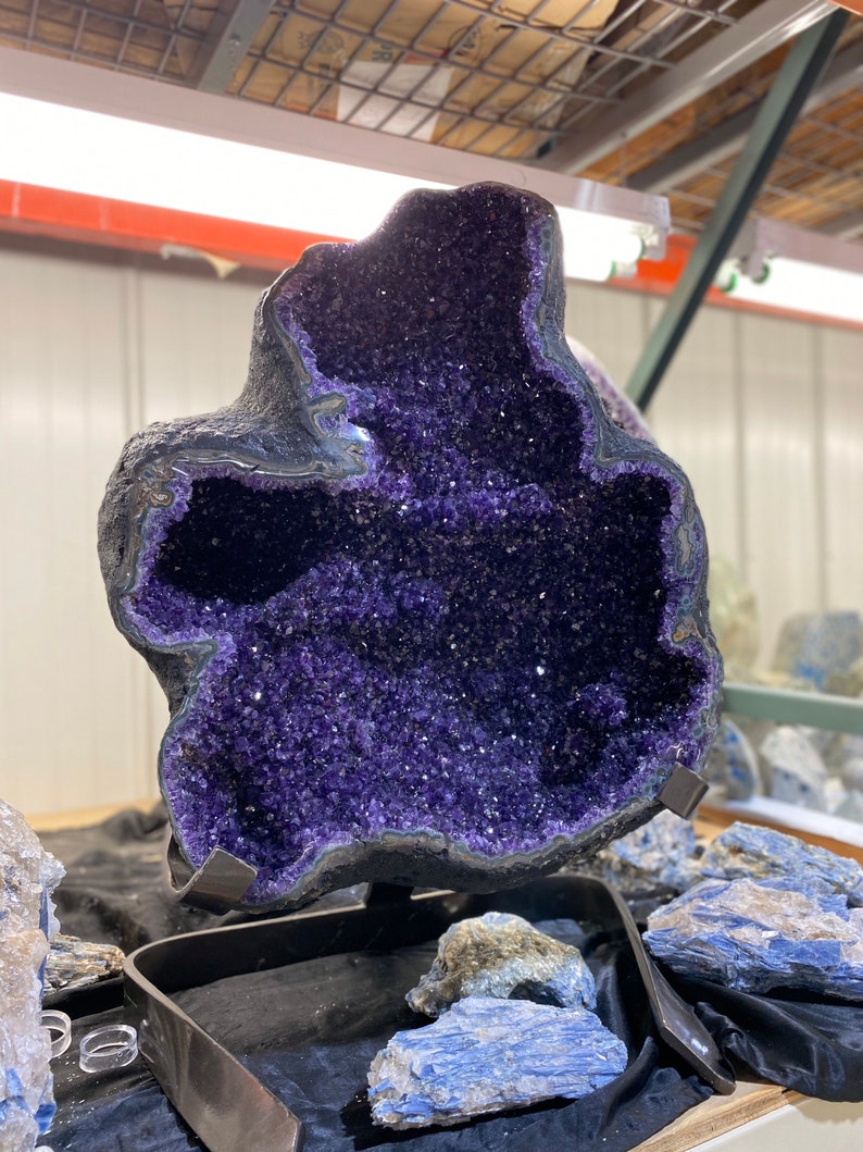 Museum-Quality Amethyst Geode make offer | Etsy