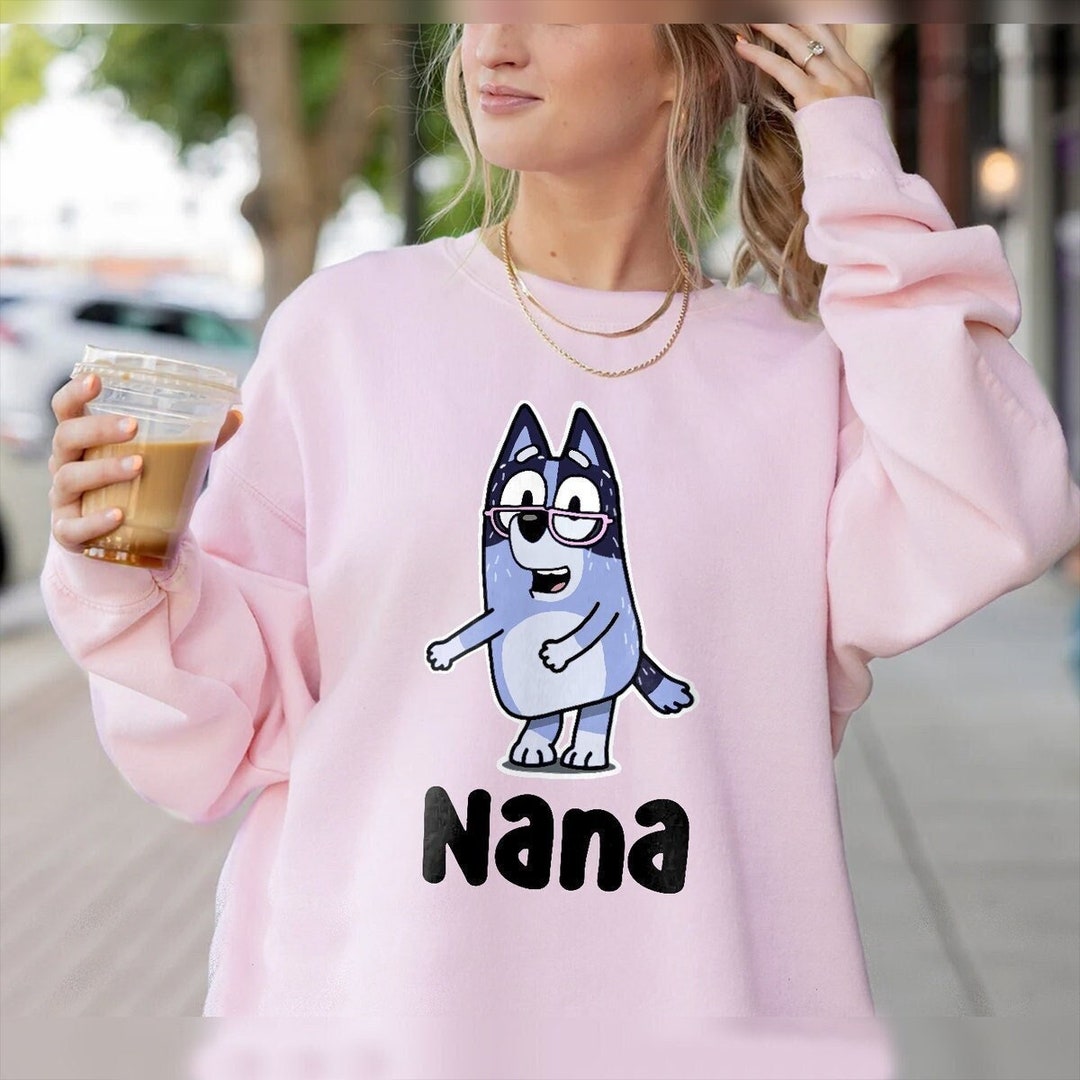 Bluey Nana Hang on I'll Just Get My Glasses Shirt, Bluey Grandma Nana ...
