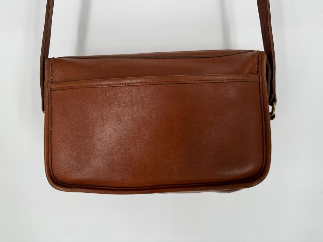 Vintage 90s Coach British Tan Carson Zip Shoulder Bag Made in USA ...