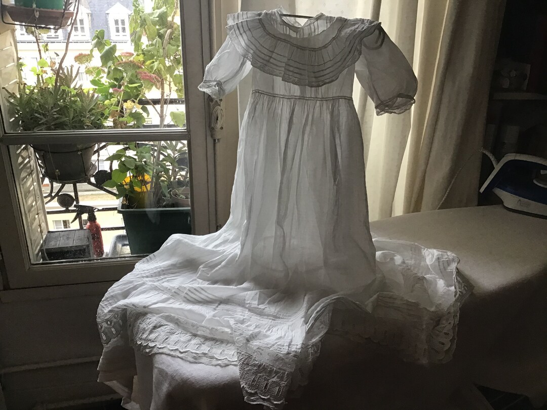 Long and Sumptuous Baptism Dress in Linon Late 19th, Victorian Period ...