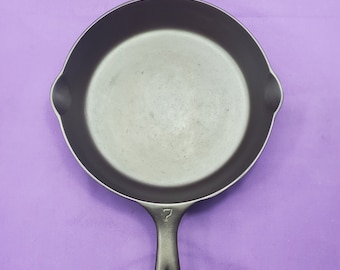 Griswold No. 7 Slant EPU Logo Cast Iron Skillet 701 - Etsy