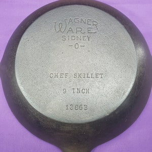 Excellent 9 Inch Wagner Cast Iron Chef Skillet Thumb Handle Glass ...