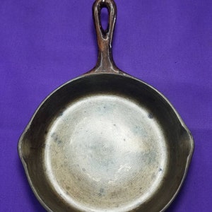 Rare #1 Favorite Piqua Ware Toy Cast Iron Skillet With Heat Ring ...