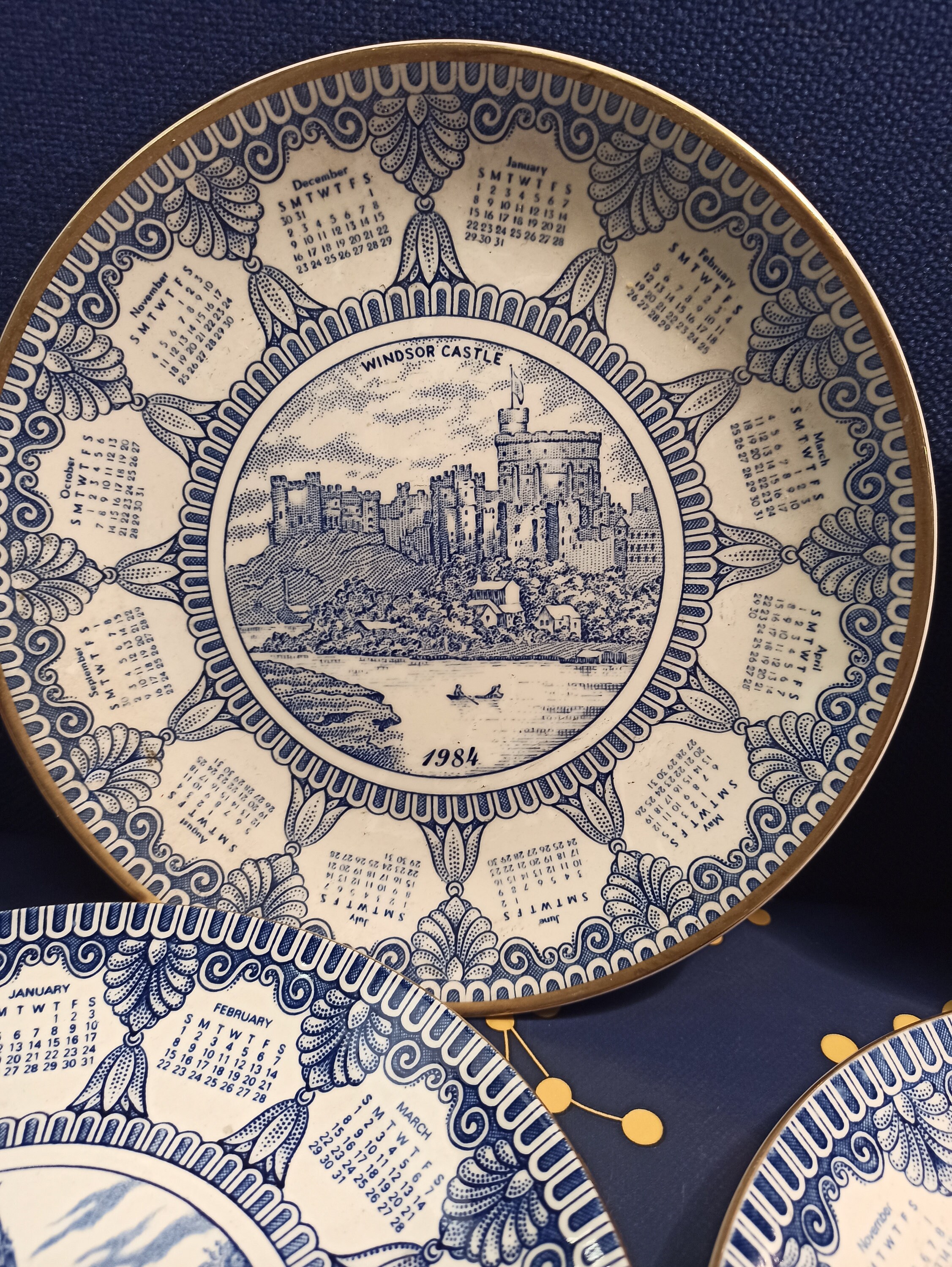 Ringtons Set of 4 Calendar Decorative Calendar Plates. 1984, 1985, 1986 ...