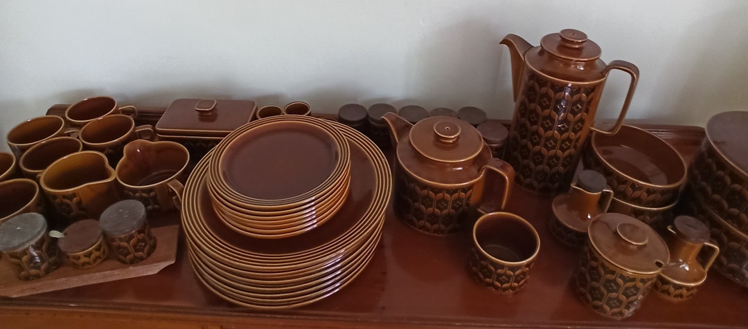 Vintage Hornsea Heirloom Dinner and Tea Set Good to Very Good Condition ...