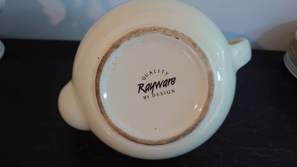Rayware Plum Teapot circa 80s | Etsy