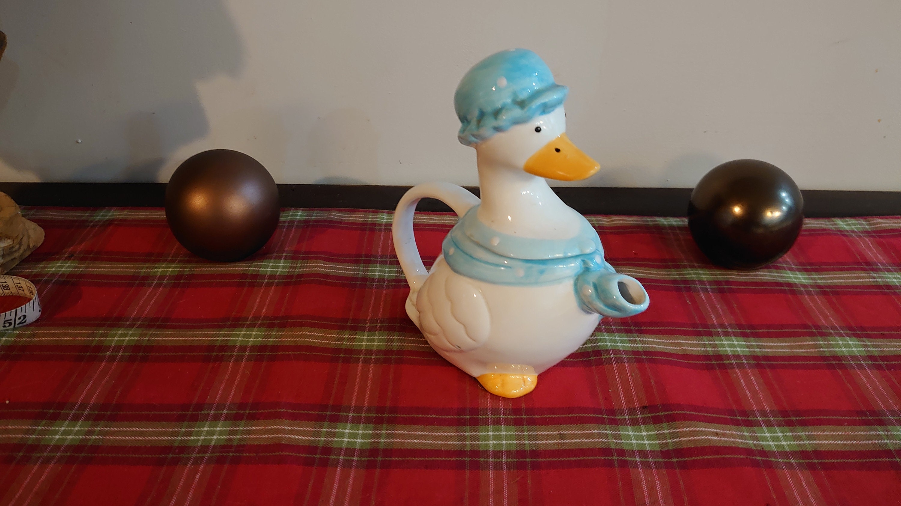 112th Scale Jemima Puddleduck Novelty Teapot Dolls & Miniatures ...