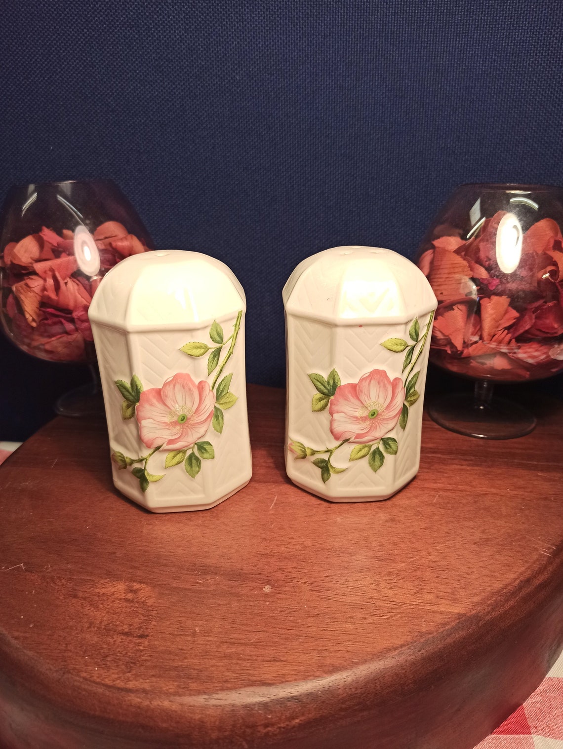 Vintage Condiments Set. Salt and Pepper. Good Condition. | Etsy UK