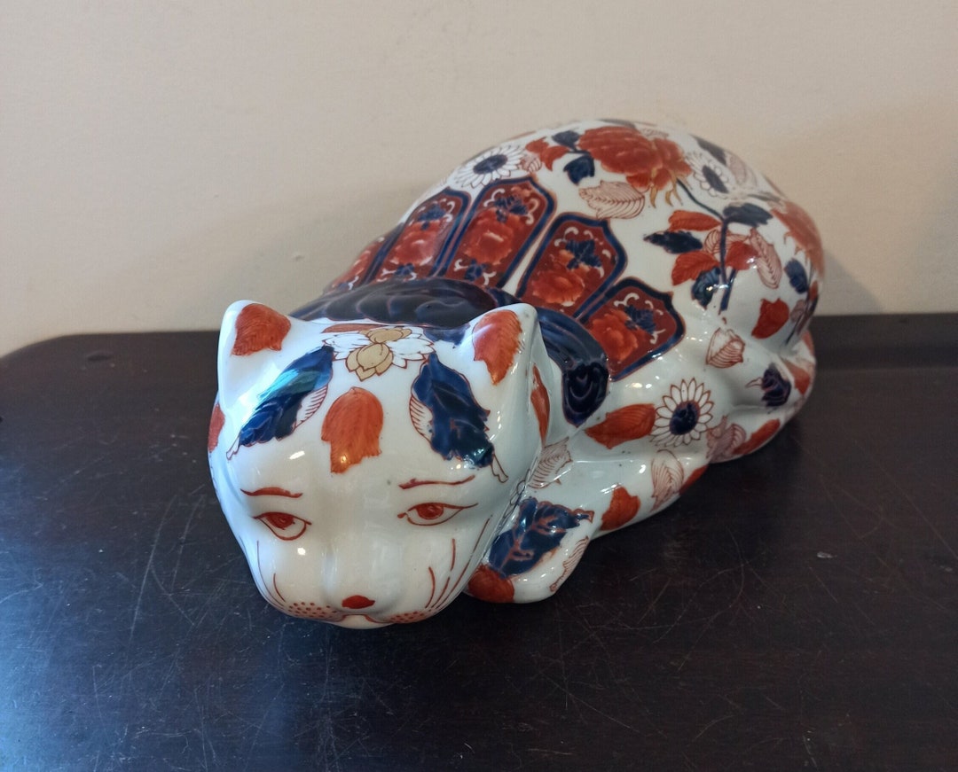 Vintage Imari Cat Figurine. Early 20th Centuary. Hand Painted. Very ...