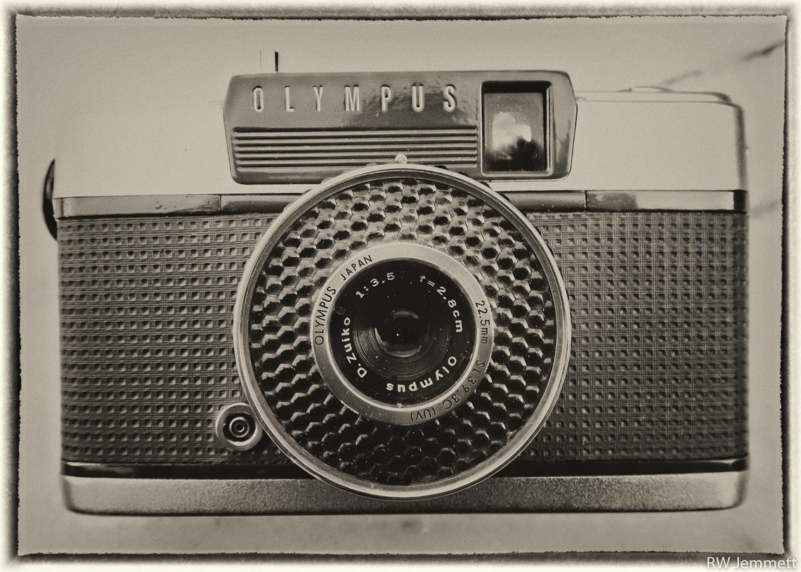 Three Photographs of Vintage 1960s Cameras. All 5x7 for - Etsy