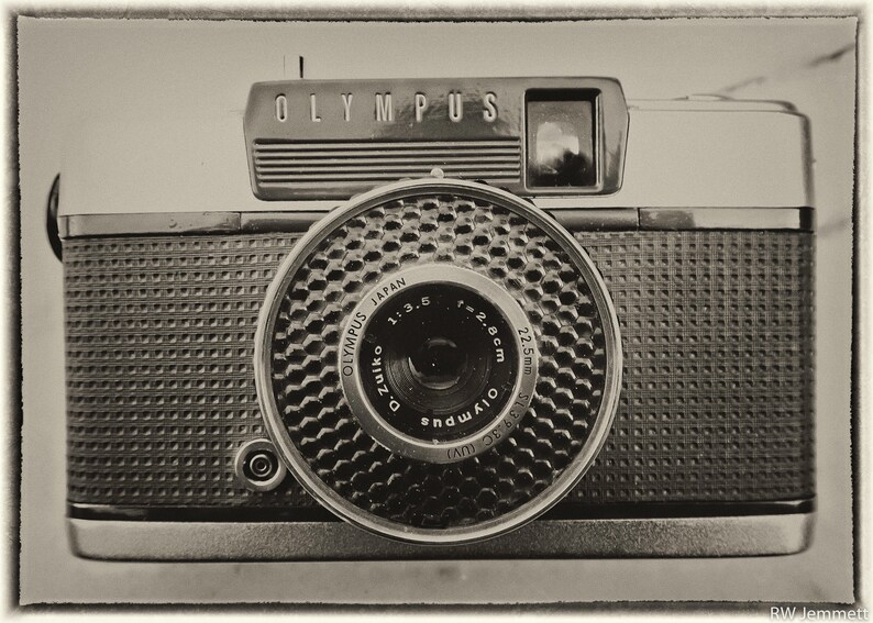 Three Photographs of Vintage 1960s Cameras. All 5x7 for - Etsy