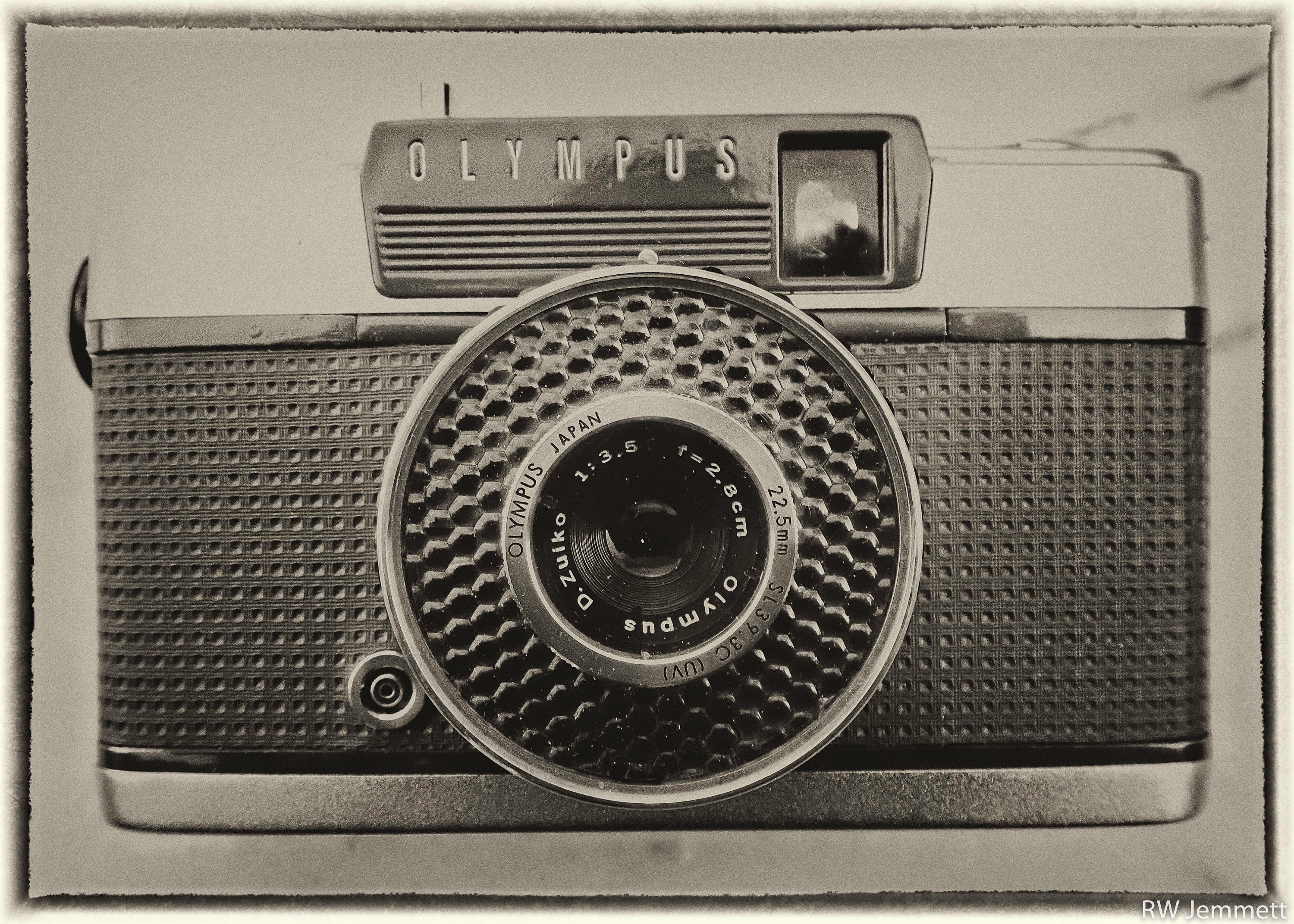 Three Photographs of Vintage 1960s Cameras. All 5x7 for - Etsy Singapore