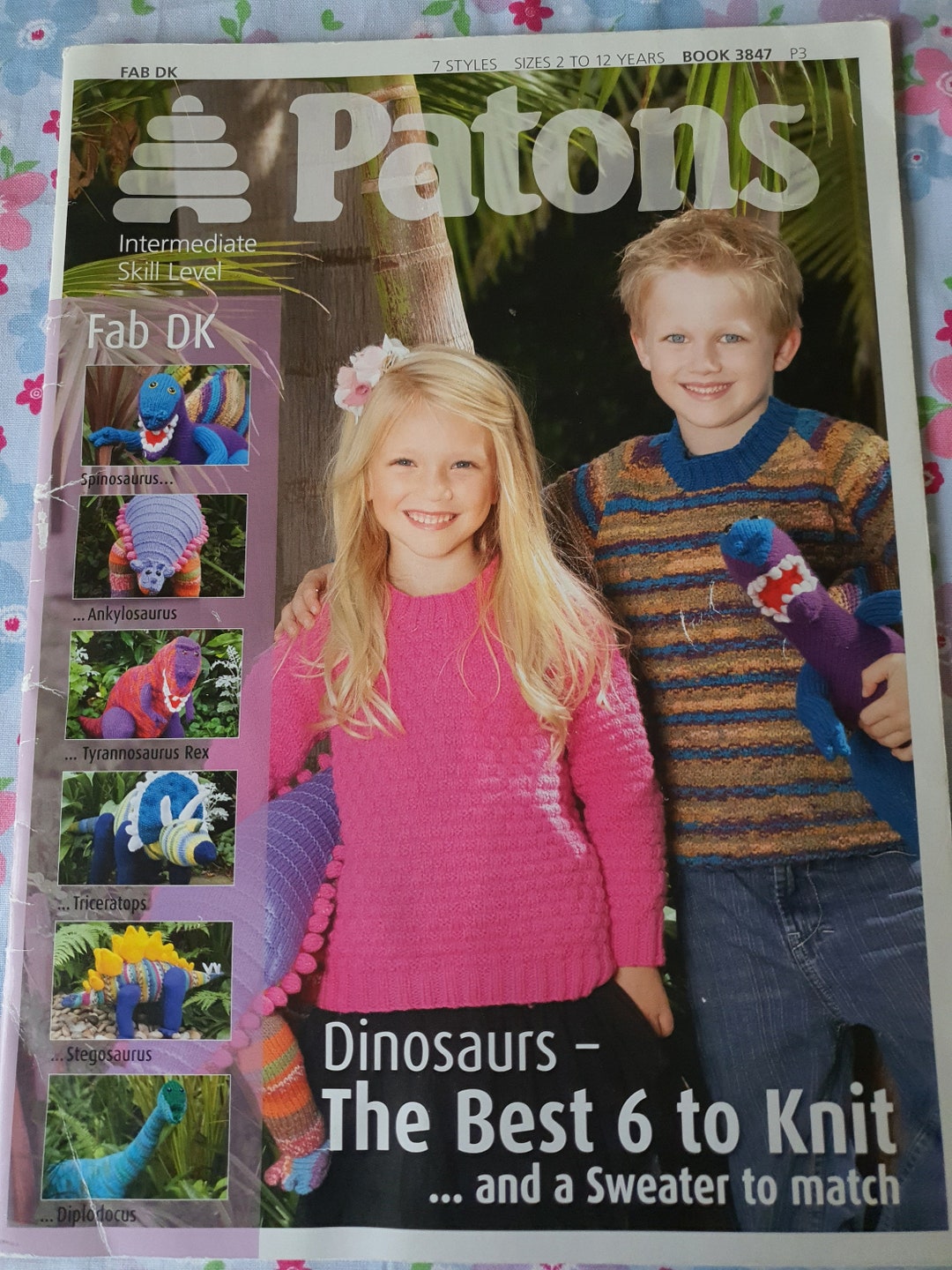 Patons Knitting Pattern Book 3847 ,dinosaurs and Sweaters to Match for ...