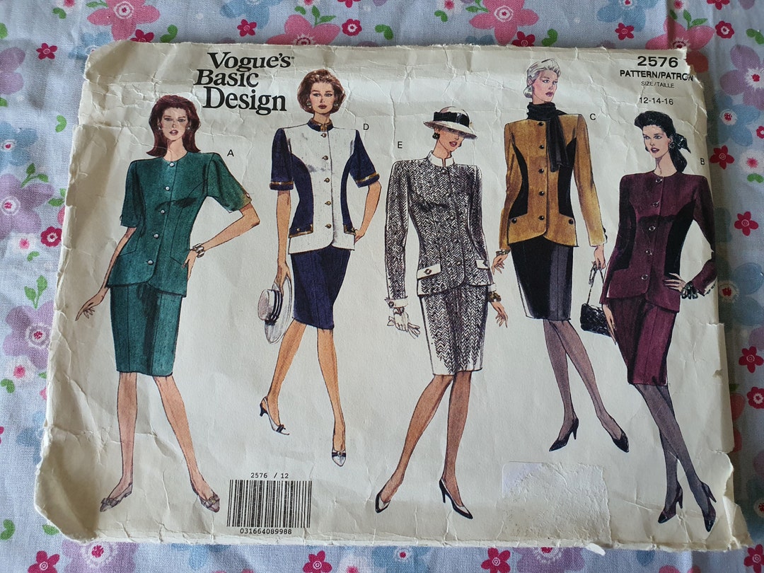 Vogue Basic Design Sewing Pattern 2576 ,misses Top Skirt and Scarf ...