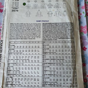 Vogue Basic Design Sewing Pattern 2576 ,misses Top Skirt and Scarf ...