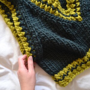 College Vest - Knitting Pattern - Etsy