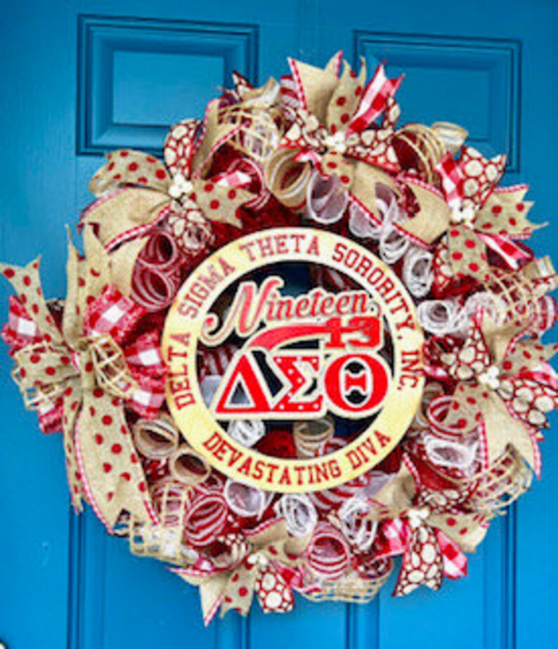 Licensed Delta Sigma Theta Wreaths - Etsy