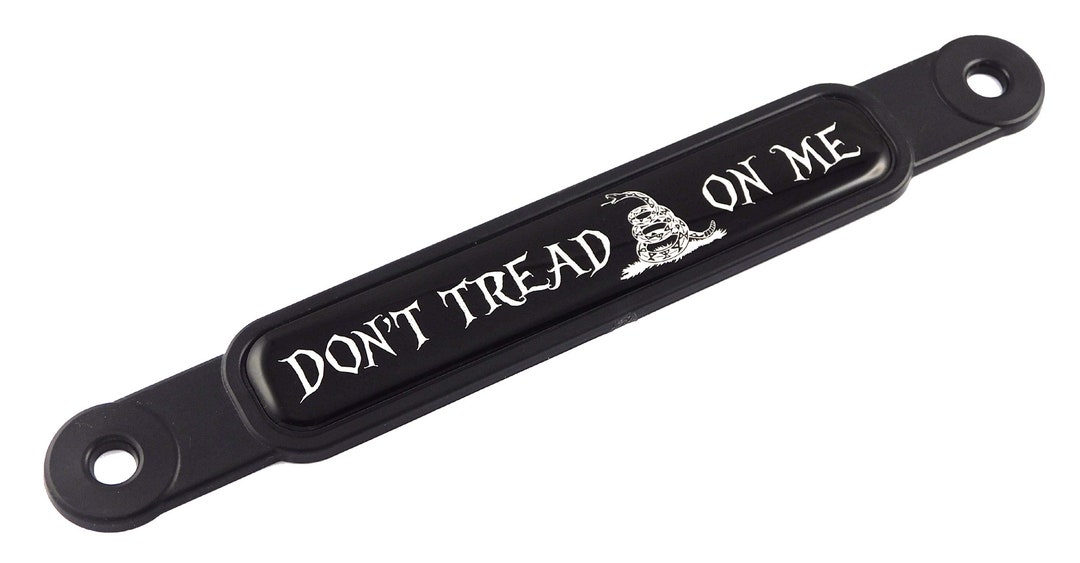 Don't Tread on Me Black Flag Screw on License Plate Emblem Car Decal ...