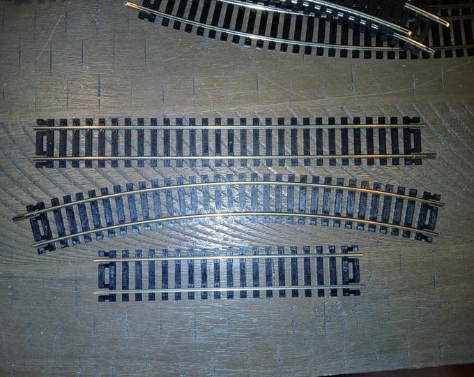 Atlas Ho Scale Train Track Curve and Straight Silver Train Track Lot of ...