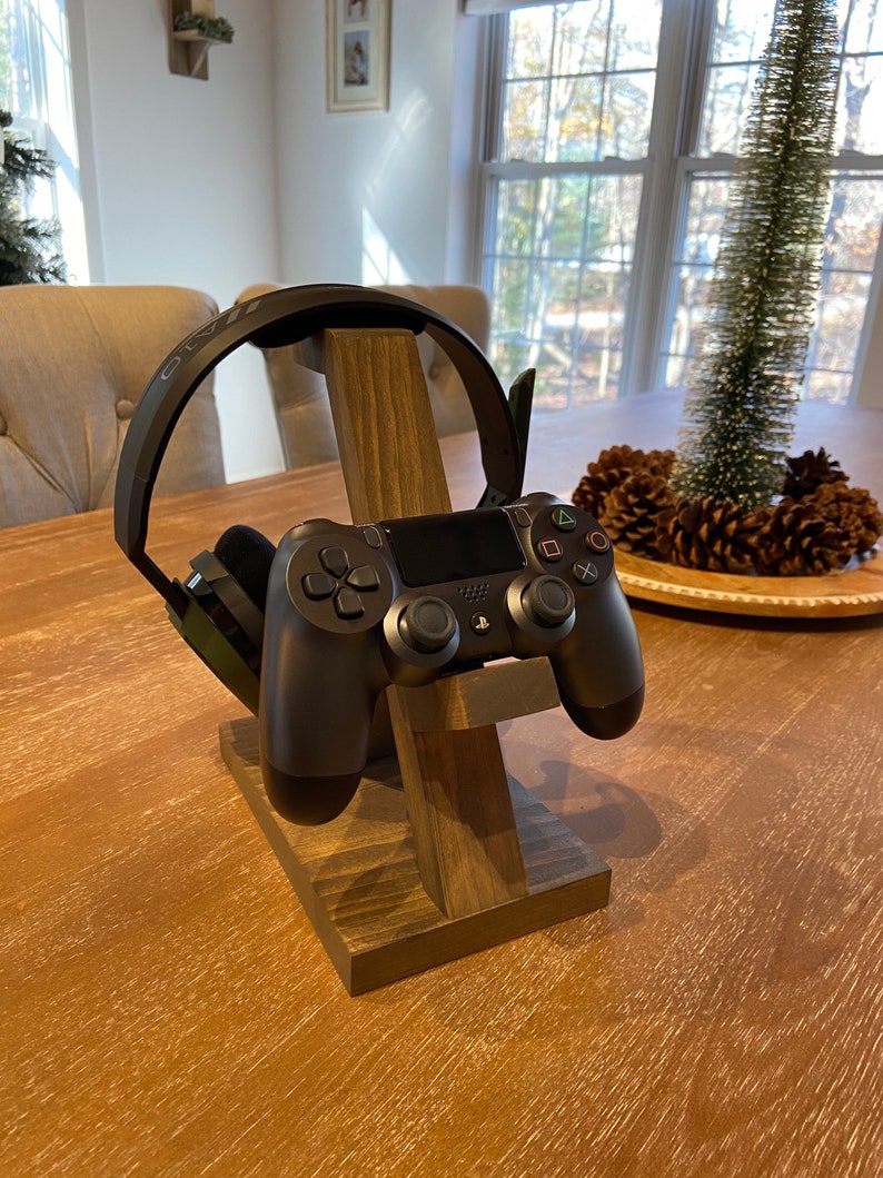 Headset & Controller Stand - Etsy