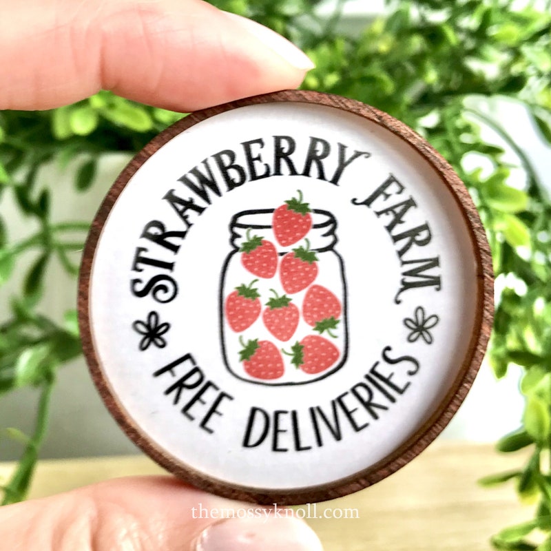 Strawberry Farm Sign - Etsy