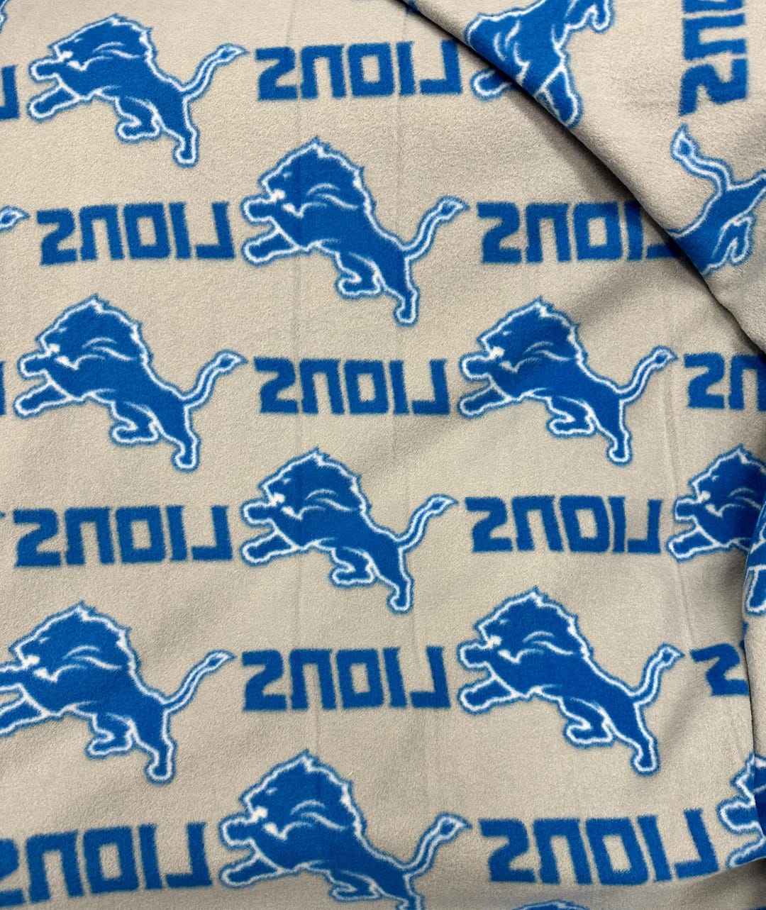 Detroit Lions NFL Football Fleece Fabric / Sold by the Yard / 58" Wide ...
