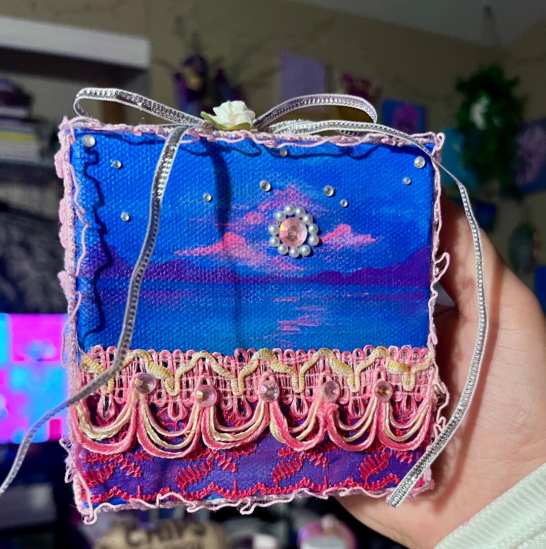 Strawberry Moonlight - Etsy