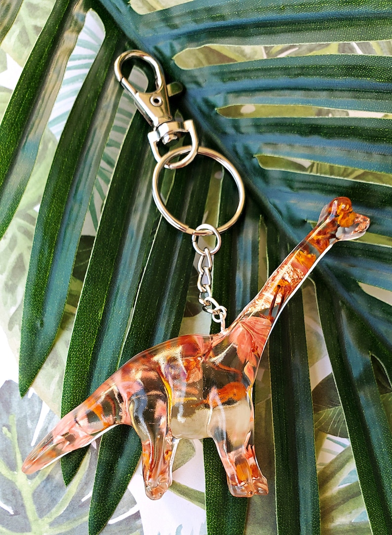Dinosaur Keyring, Resin Keychain, Flowers, Dried Flower Keychain ...