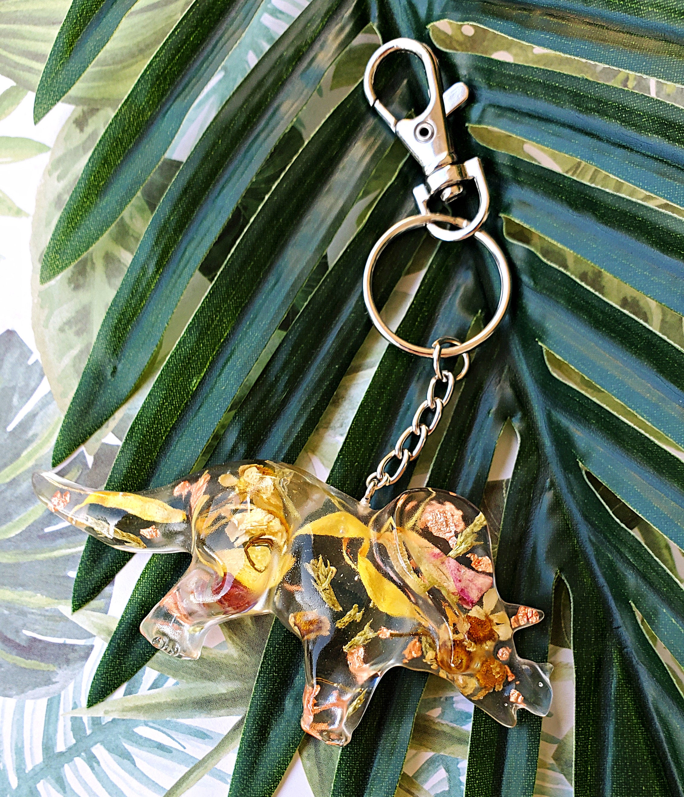 Dinosaur Keyring, Resin Keychain, Flowers, Dried Flower Keychain ...