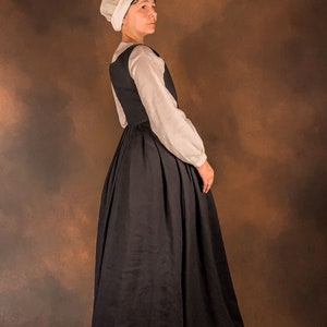 Authentic RENAISSANCE DRESS in Dark Gray Linen, Historically Inspired ...