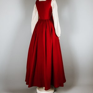 Authentic RENAISSANCE DRESS in Cherry Red Linen, Historically Inspired ...