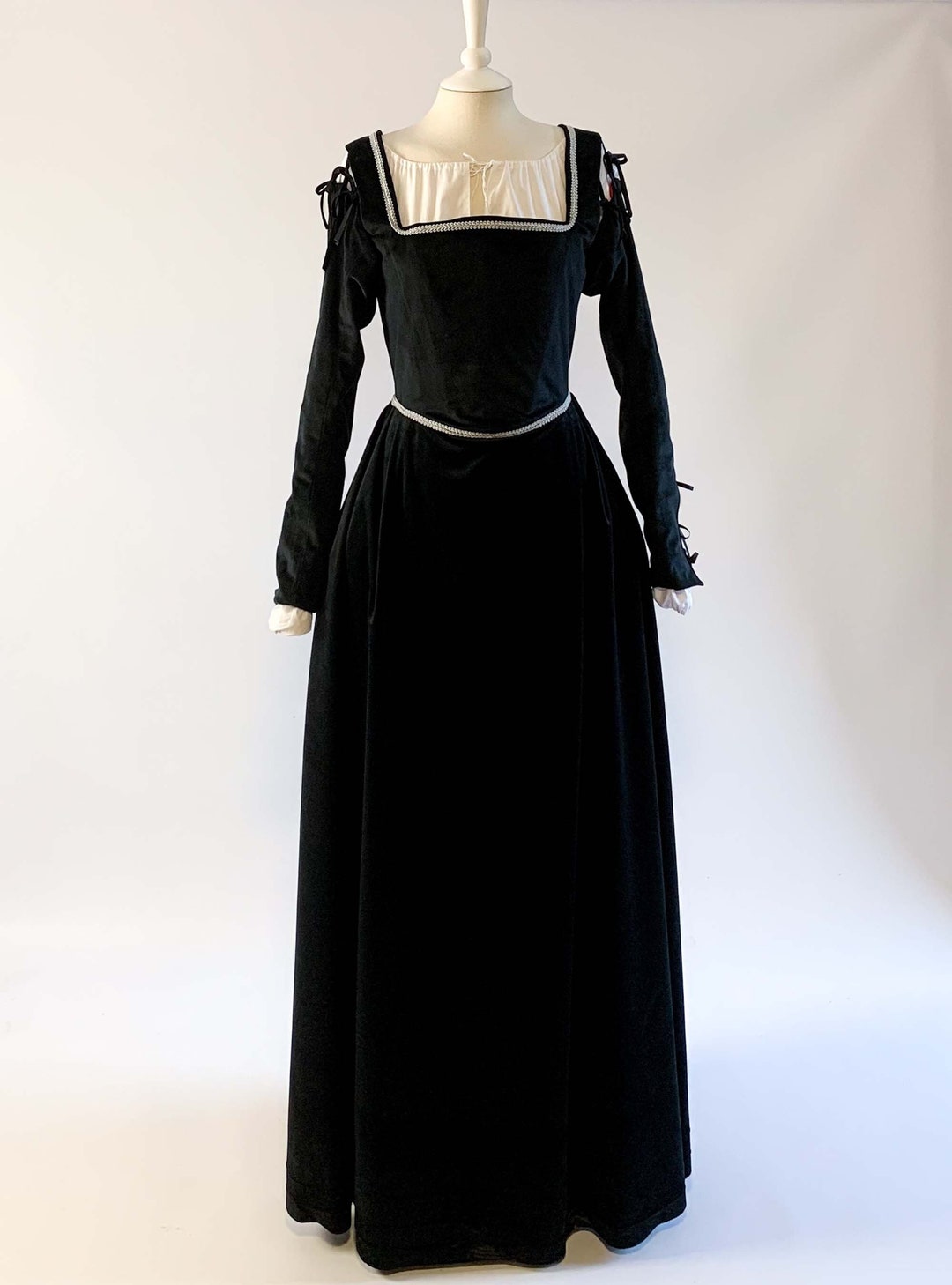 16th Century Style Black Linen or Velvet Dress, Artisanal Renaissance ...