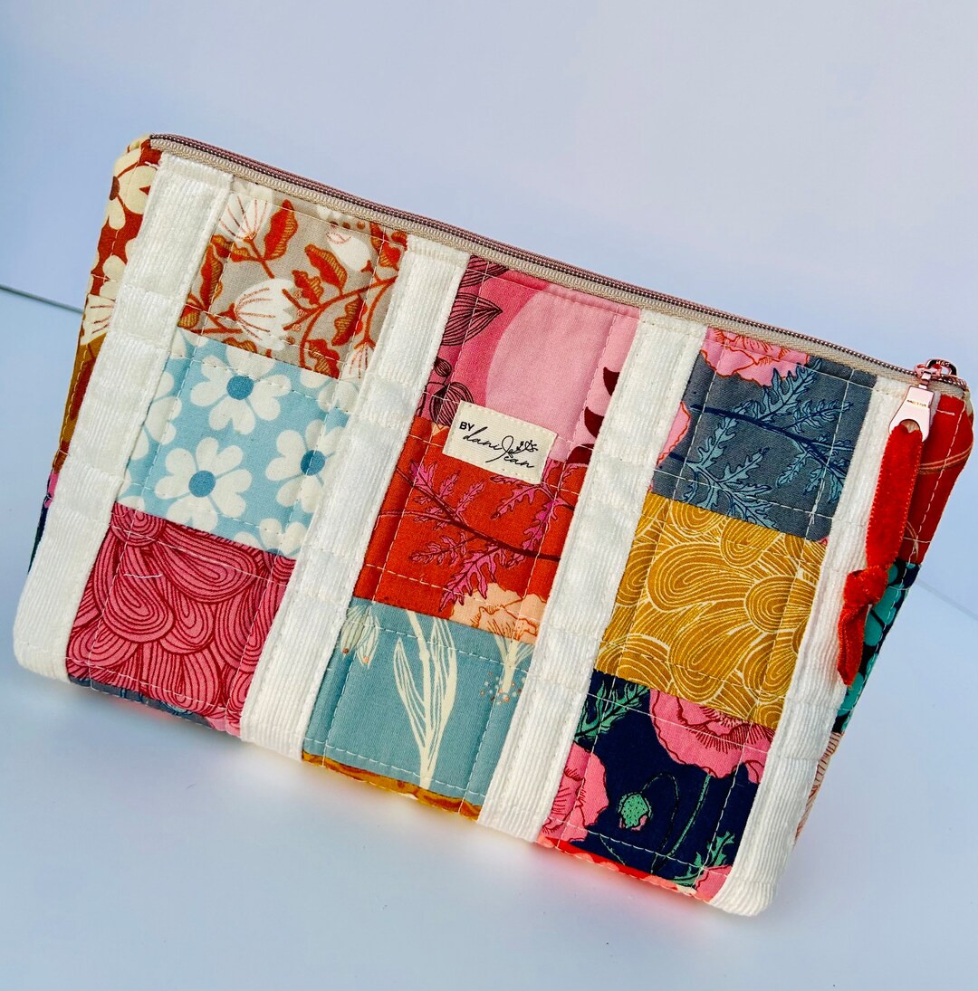 Quilted Floral Patchwork Cosmetic Bag. Quilted Toiletry/travel Bag. - Etsy