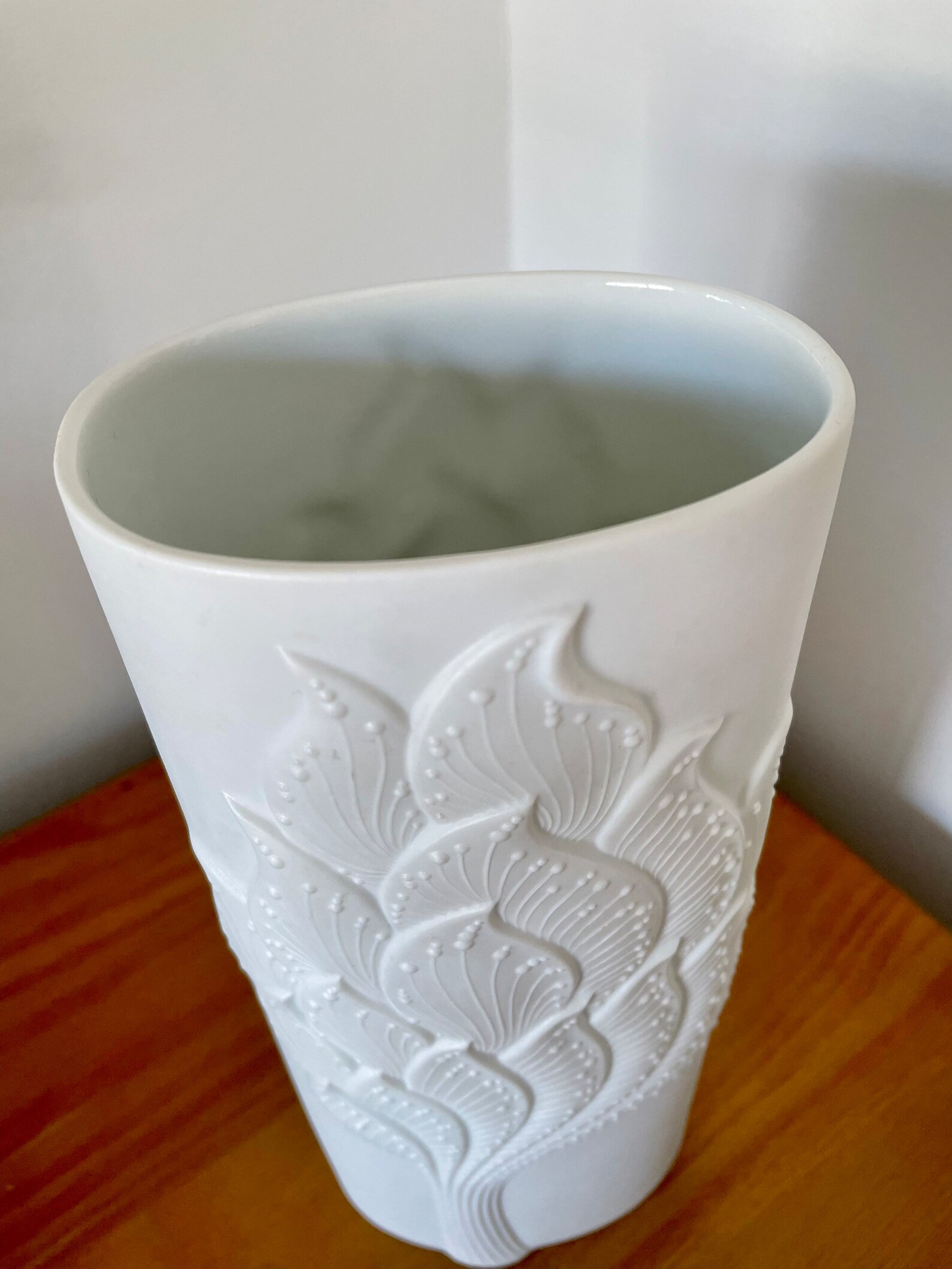 1970s Kaiser West Germany White Biscuit Vase Op Art Flower Dot Design ...