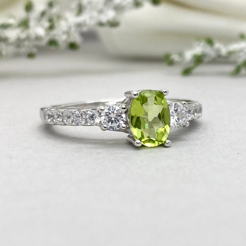 Peridot Ring - Etsy