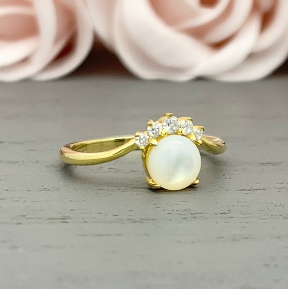 Mother of pearl engagement ring store