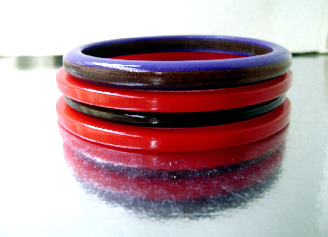 4 Vintage Bakelite Bracelets Lucite Wood Laminated Red Purple Bangles ...