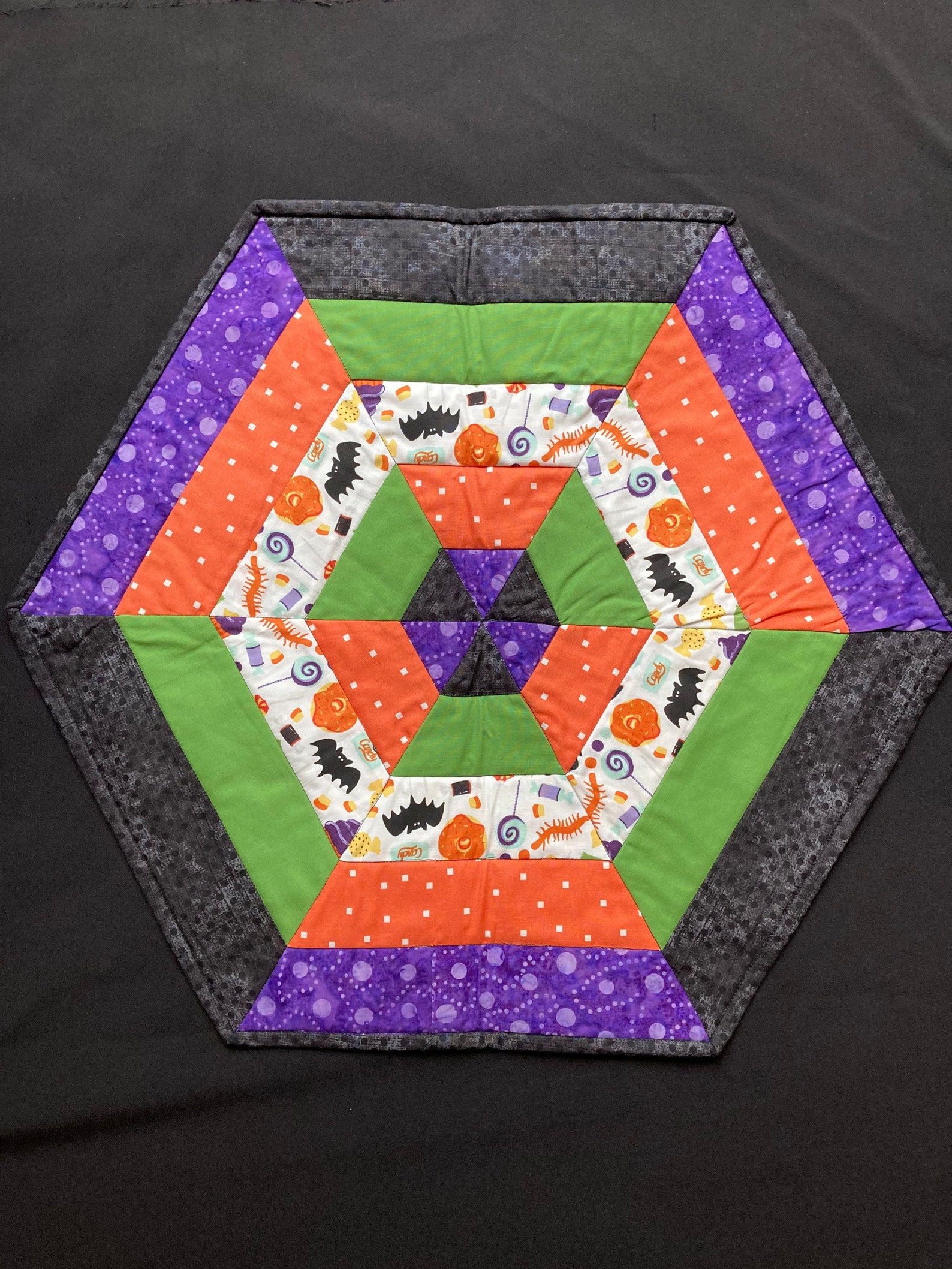 Hexagonal Table Topper - Halloween - Etsy