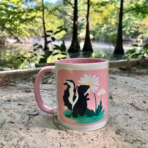 Skunk Smelling Daisies Mug by Earth Curious Art Co - Etsy