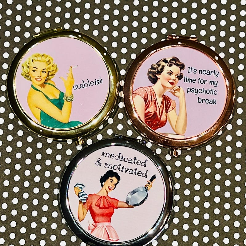 Vintage Compact - Etsy