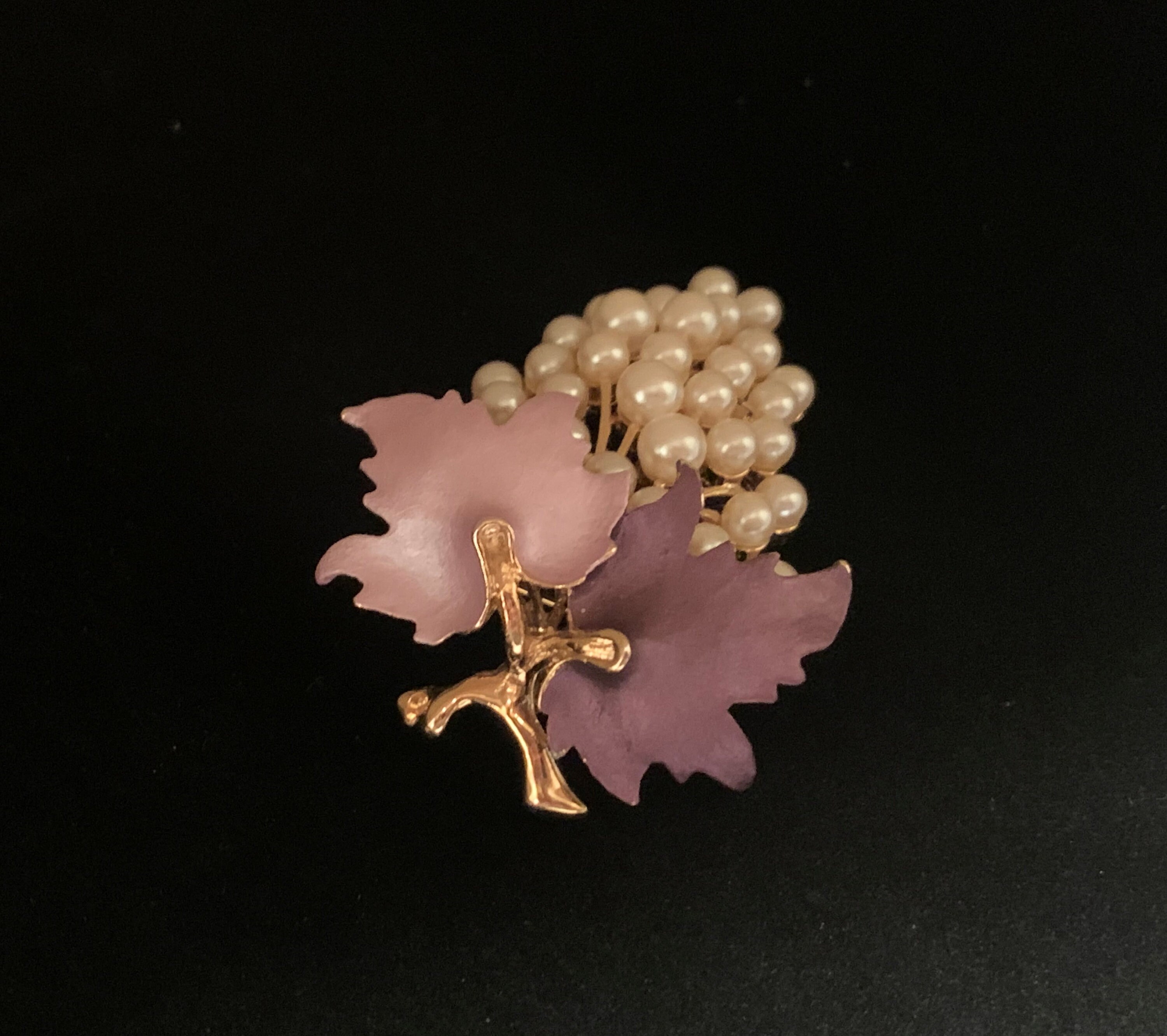 Beautiful Marvella Shiny Gold Tone Bunch of Grapes Brooch With Faux ...