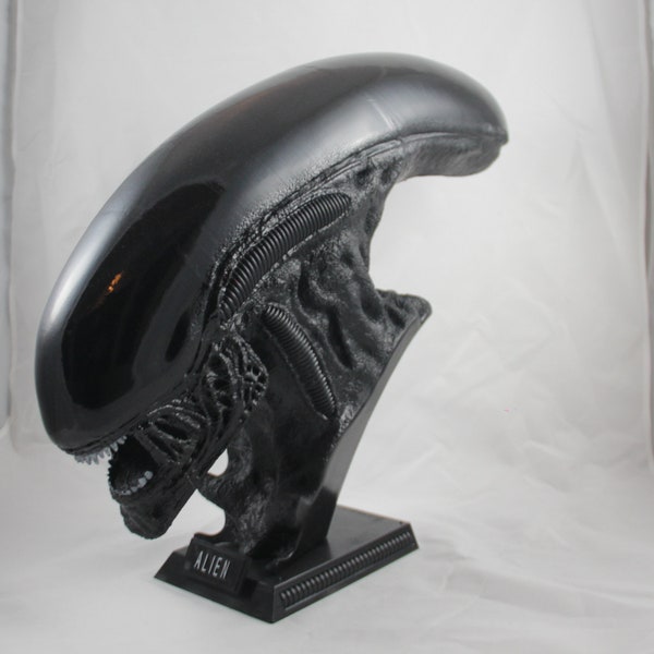 Life Size Alien Statues - Etsy