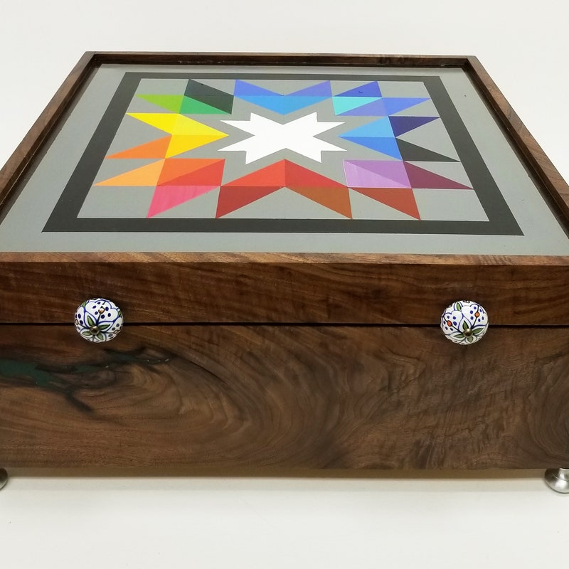 Gray Barn Quilt - Etsy