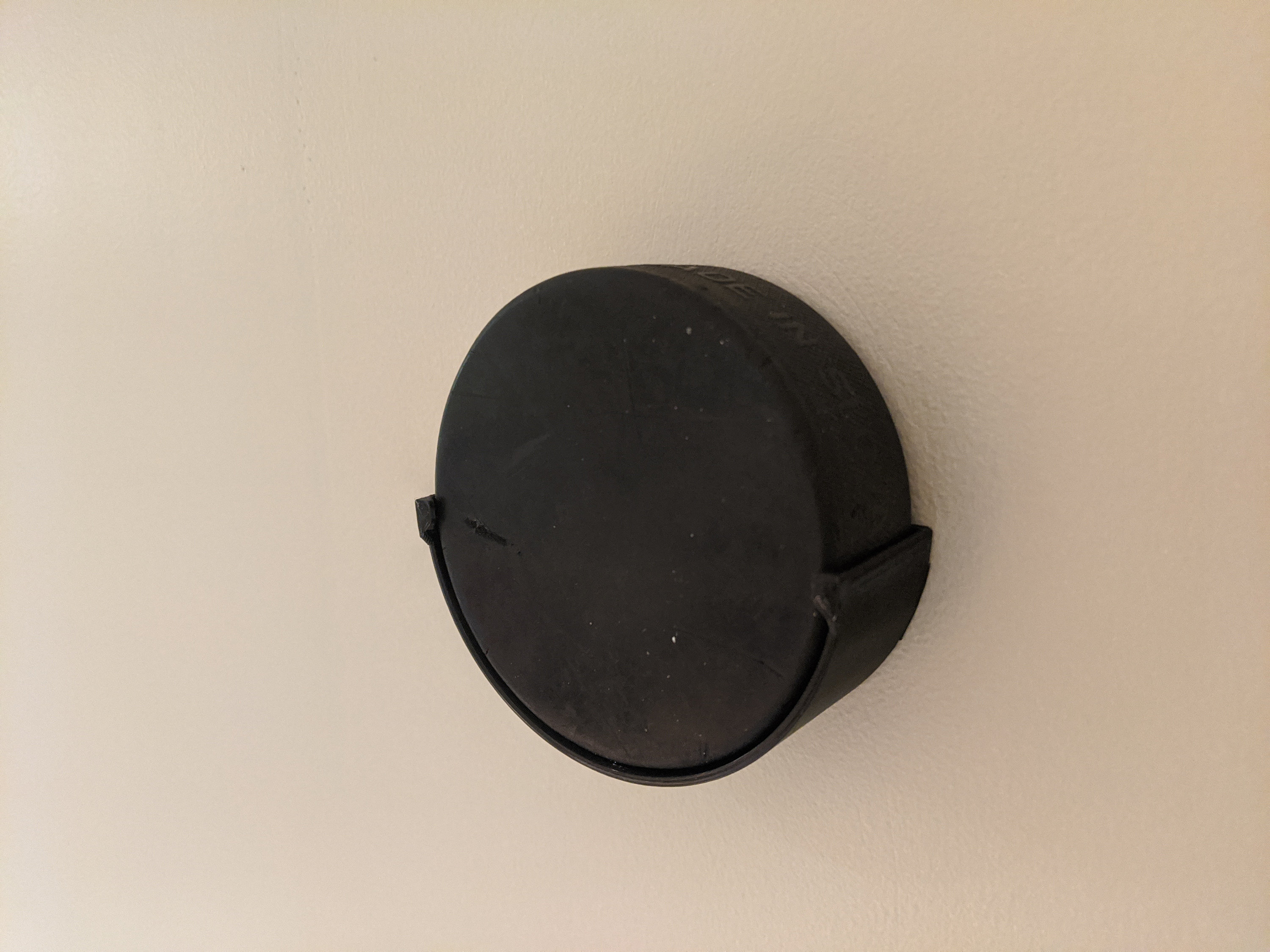 Hockey Puck Wall Mount Bracket pack of 3 - Etsy