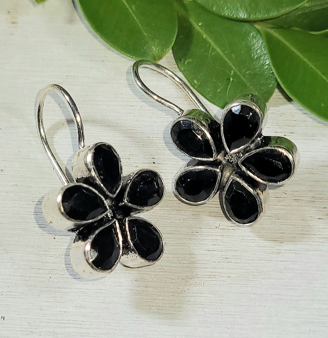 Natural Faceted Black Onyx Flower Design .925 Sterling Silver - Etsy UK